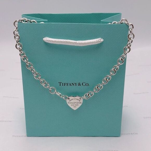Tiffany & Co. | Jewelry | Tiffany Co Return To Tiffany Heart Tag Chain ...